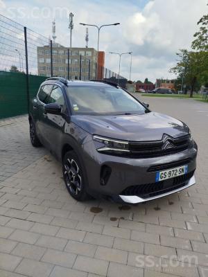 Grey Citroen C5 Aircross 2023 in Jelgava, with an engine capacity of 1.50 L and mileage of 192 thousand km for 15000 €, photo 3 on AUTOMOTO.COM.LV