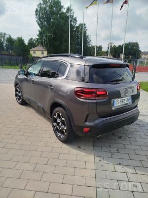 Grey Citroen C5 Aircross 2023 in Jelgava, with an engine capacity of 1.50 L and mileage of 192 thousand km for 15000 €, photo 6 on AUTOMOTO.COM.LV