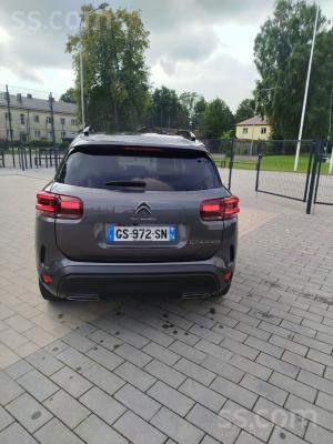 Grey Citroen C5 Aircross 2023 in Jelgava, with an engine capacity of 1.50 L and mileage of 192 thousand km for 15000 €, photo 7 on AUTOMOTO.COM.LV