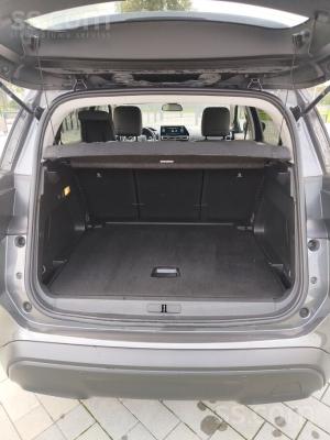 Grey Citroen C5 Aircross 2023 in Jelgava, with an engine capacity of 1.50 L and mileage of 192 thousand km for 15000 €, photo 11 on AUTOMOTO.COM.LV