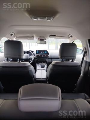 Grey Citroen C5 Aircross 2023 in Jelgava, with an engine capacity of 1.50 L and mileage of 192 thousand km for 15000 €, photo 12 on AUTOMOTO.COM.LV