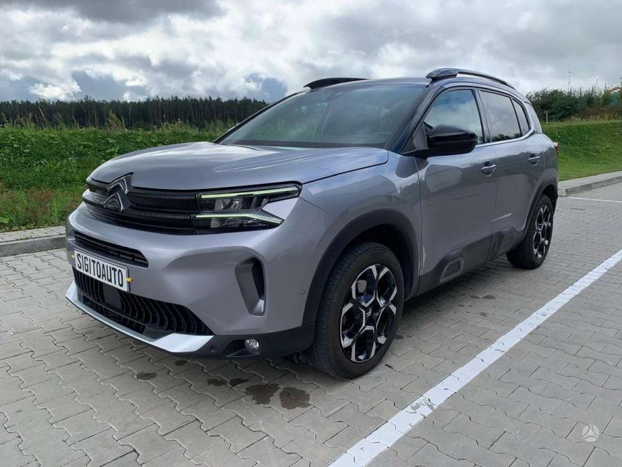 Grey Citroen C5 Aircross 2023 in Vilnius, with an engine capacity of 1.50 L and mileage of 168 thousand km for 16214 €, photo 1 on AUTOMOTO.COM.LV