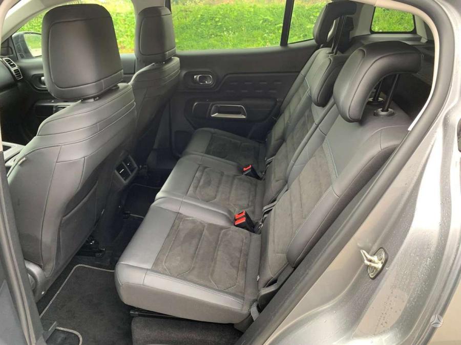 Grey Citroen C5 Aircross 2023 in Vilnius, with an engine capacity of 1.50 L and mileage of 168 thousand km for 16214 €, photo 12 on AUTOMOTO.COM.LV