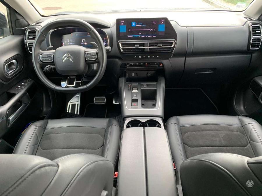 Grey Citroen C5 Aircross 2023 in Vilnius, with an engine capacity of 1.50 L and mileage of 168 thousand km for 16214 €, photo 13 on AUTOMOTO.COM.LV