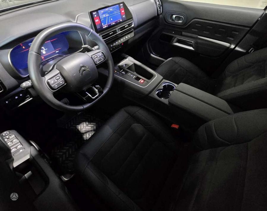 Pelēks Citroen C5 Aircross 2024 Šauļi, ar dzinēja tilpumu 1.20 L un nobraukumu 32 tūkst. km par 20900 €, foto 30 vietnē AUTOMOTO.COM.LV