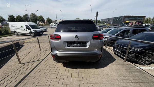Grey Citroen C5 Aircross 2024 in Siauliai, with an engine capacity of 1.20 L and mileage of 32 thousand km for 19900 €, photo 5 on AUTOMOTO.COM.LV