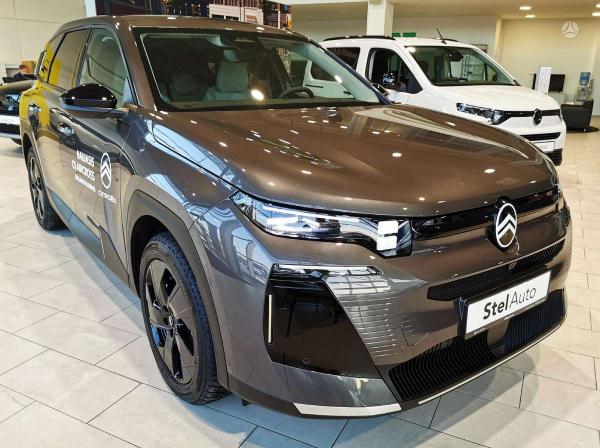 Pelēks Citroen C5 Aircross 2025 Kauņa, ar dzinēja tilpumu 1.20 L un nobraukumu 3 tūkst. km par 35500 €, foto 3 vietnē AUTOMOTO.COM.LV
