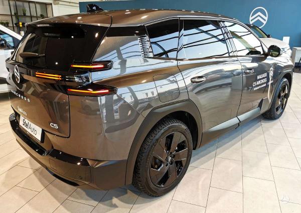 Pelēks Citroen C5 Aircross 2025 Kauņa, ar dzinēja tilpumu 1.20 L un nobraukumu 3 tūkst. km par 35500 €, foto 4 vietnē AUTOMOTO.COM.LV