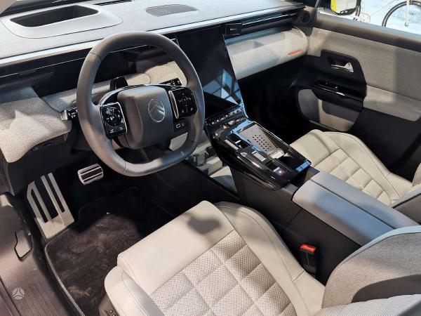 Pelēks Citroen C5 Aircross 2025 Kauņa, ar dzinēja tilpumu 1.20 L un nobraukumu 3 tūkst. km par 35500 €, foto 7 vietnē AUTOMOTO.COM.LV