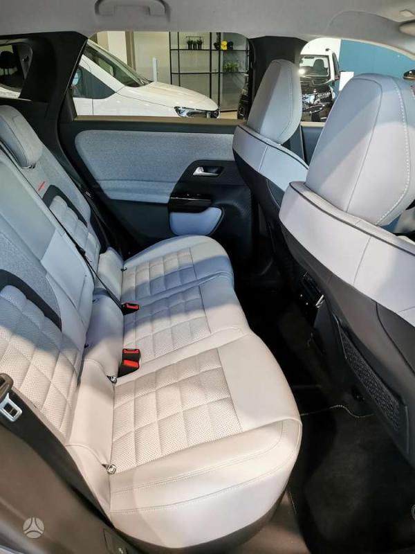 Grey Citroen C5 Aircross 2025 in Kaunas, with an engine capacity of 1.20 L and mileage of 3 thousand km for 35500 €, photo 11 on AUTOMOTO.COM.LV