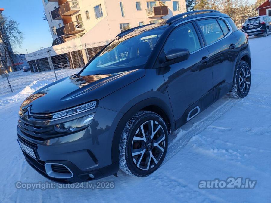 Серый Ситроен C5 Aircross 2019 в Таллин, объемом двигателя 1.50 л и пробегом 170 тыс. км за 11999 €, фото 1 на AUTOMOTO.COM.LV
