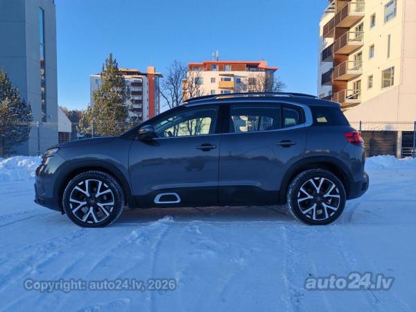 Pelēks Citroen C5 Aircross 2019 Tallina, ar dzinēja tilpumu 1.50 L un nobraukumu 170 tūkst. km par 11999 €, foto 2 vietnē AUTOMOTO.COM.LV