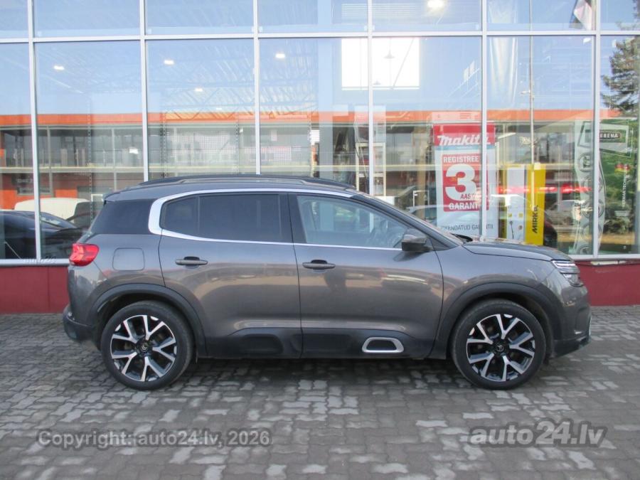 Grey Citroen C5 Aircross 2021 in Tartu, with an engine capacity of 1.50 L and mileage of 137 thousand km for 16990 €, photo 5 on AUTOMOTO.COM.LV