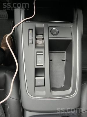 Pelēks Citroen C5 Aircross 2024 Rīga, ar dzinēja tilpumu 1.50 L un nobraukumu 23 tūkst. km par 23500 €, foto 10 vietnē AUTOMOTO.COM.LV