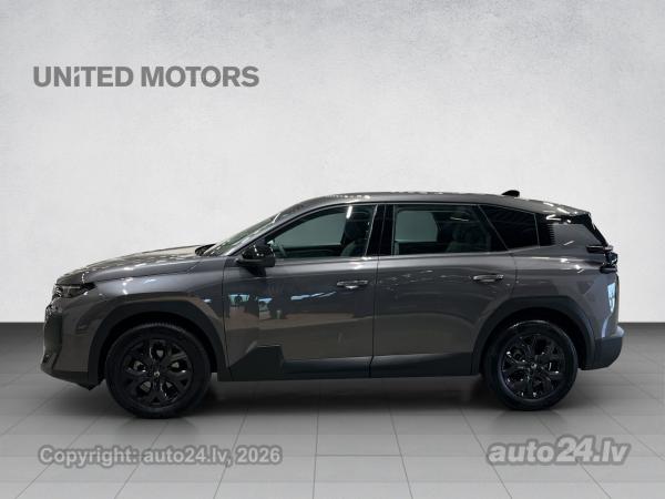 Серый Ситроен C5 Aircross 2025 в Таллин, объемом двигателя 1.20 л и пробегом 13 тыс. км за 27900 €, фото 3 на AUTOMOTO.COM.LV