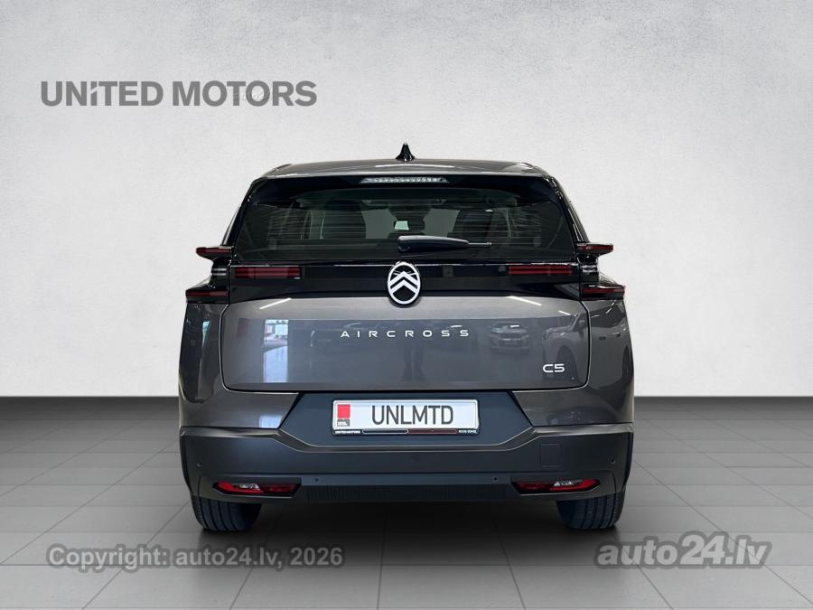 Серый Ситроен C5 Aircross 2025 в Таллин, объемом двигателя 1.20 л и пробегом 13 тыс. км за 27900 €, фото 6 на AUTOMOTO.COM.LV