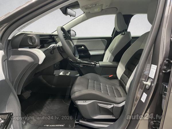 Серый Ситроен C5 Aircross 2025 в Таллин, объемом двигателя 1.20 л и пробегом 13 тыс. км за 27900 €, фото 9 на AUTOMOTO.COM.LV