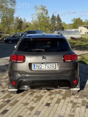 Pelēks Citroen C5 Aircross 2019 Tukums, ar dzinēja tilpumu 2.00 L un nobraukumu 95 tūkst. km par 29000 €, foto 1 vietnē AUTOMOTO.COM.LV