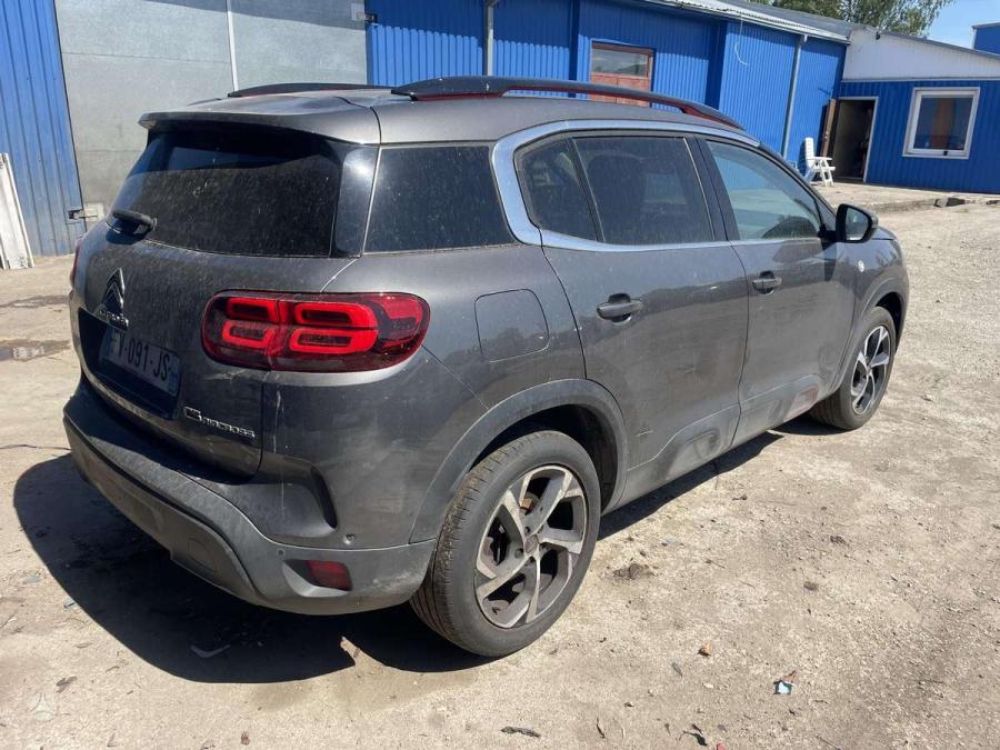 Серый Ситроен C5 Aircross 2020 в Таураге, объемом двигателя 1.50 л и пробегом 225 тыс. км за 8500 €, фото 4 на AUTOMOTO.COM.LV
