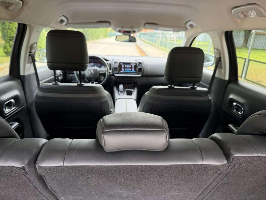 Grey Citroen C5 Aircross 2020 in Taurage, with an engine capacity of 1.50 L and mileage of 225 thousand km for 9900 €, photo 9 on AUTOMOTO.COM.LV