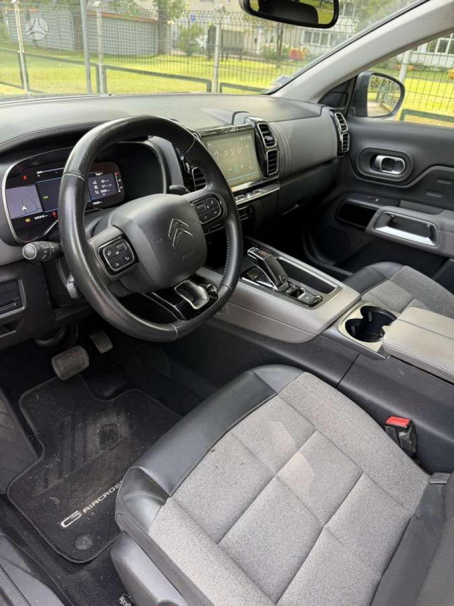 Grey Citroen C5 Aircross 2020 in Taurage, with an engine capacity of 1.50 L and mileage of 225 thousand km for 9900 €, photo 14 on AUTOMOTO.COM.LV