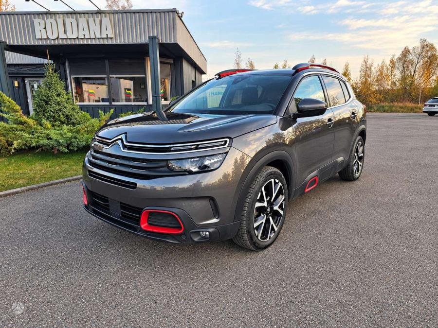 Серый Ситроен C5 Aircross 2020 в Пакруойис, объемом двигателя 1.50 л и пробегом 213 тыс. км за 9800 €, фото 1 на AUTOMOTO.COM.LV