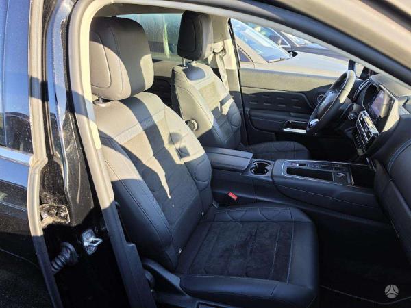 Grey Citroen C5 Aircross 2021 in Vilnius, with an engine capacity of 0.00 L and mileage of 12 thousand km for 15609 €, photo 9 on AUTOMOTO.COM.LV