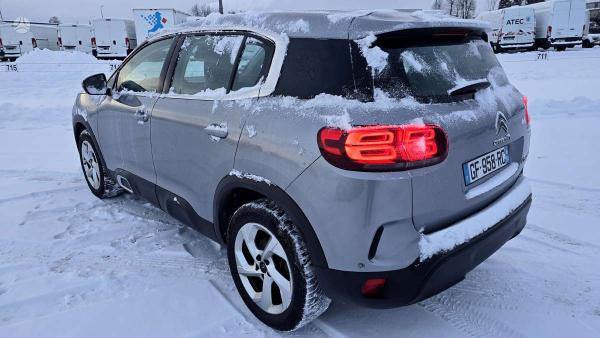 Grey Citroen C5 Aircross 2022 in Taurage, with an engine capacity of 1.20 L and mileage of 102 thousand km for 13310 €, photo 5 on AUTOMOTO.COM.LV