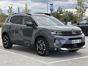 Pelēks Citroen C5 Aircross 2022 Viļņa, ar dzinēja tilpumu 1.20 L un nobraukumu 130 tūkst. km par 14641 €, foto 4 vietnē AUTOMOTO.COM.LV