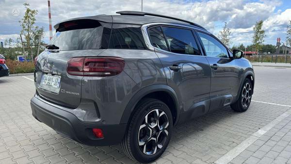 Серый Ситроен C5 Aircross 2022 в Вильнюс, объемом двигателя 1.20 л и пробегом 130 тыс. км за 14641 €, фото 10 на AUTOMOTO.COM.LV
