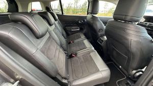 Pelēks Citroen C5 Aircross 2022 Viļņa, ar dzinēja tilpumu 1.20 L un nobraukumu 130 tūkst. km par 14641 €, foto 20 vietnē AUTOMOTO.COM.LV