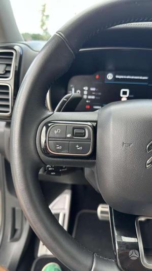 Pelēks Citroen C5 Aircross 2022 Viļņa, ar dzinēja tilpumu 1.20 L un nobraukumu 130 tūkst. km par 14641 €, foto 34 vietnē AUTOMOTO.COM.LV
