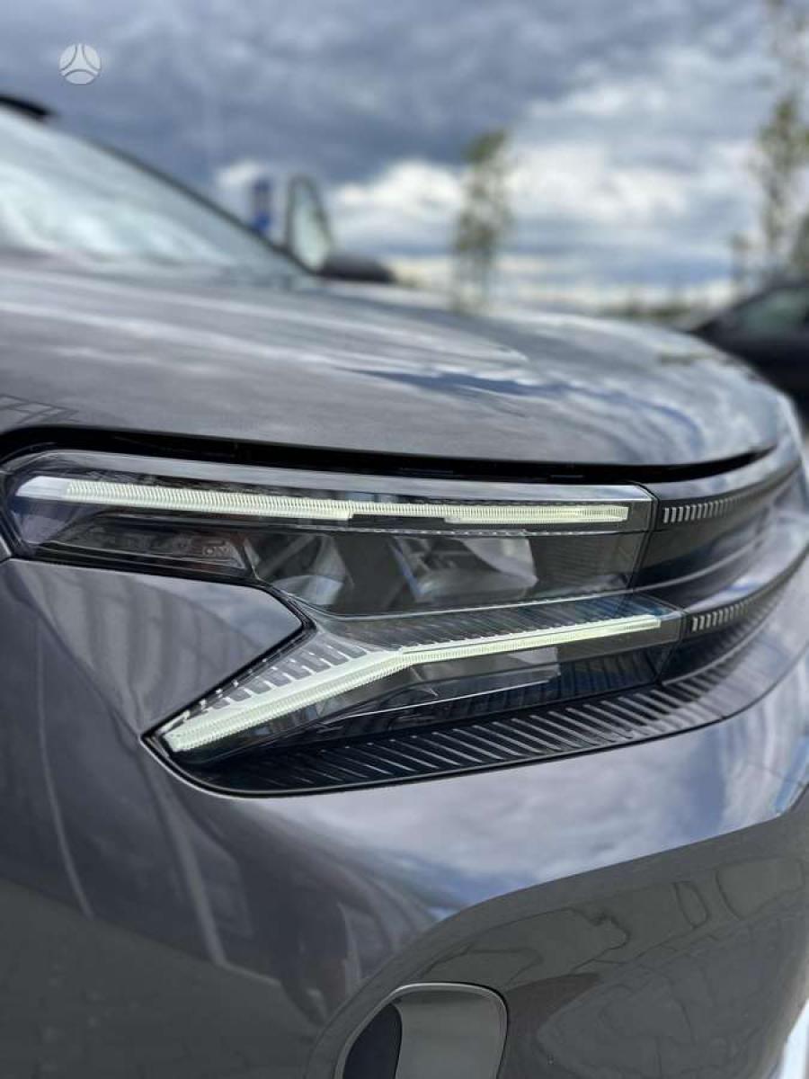 Pelēks Citroen C5 Aircross 2022 Viļņa, ar dzinēja tilpumu 1.20 L un nobraukumu 130 tūkst. km par 14641 €, foto 38 vietnē AUTOMOTO.COM.LV