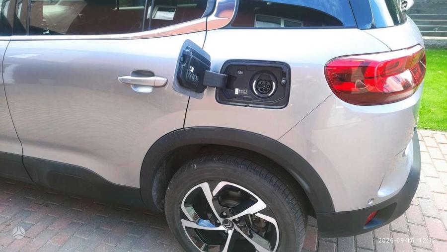 Pelēks Citroen C5 Aircross 2022 Pasvalys, ar dzinēja tilpumu 1.60 L un nobraukumu 13 tūkst. km par 15200 €, foto 10 vietnē AUTOMOTO.COM.LV