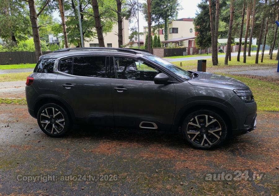 Серый Ситроен C5 Aircross 2020 в Таллин, объемом двигателя 1.50 л и пробегом 229 тыс. км за 11990 €, фото 10 на AUTOMOTO.COM.LV