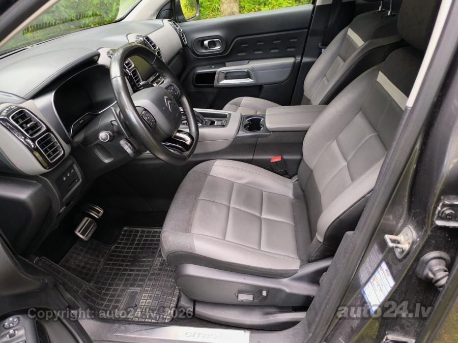 Серый Ситроен C5 Aircross 2020 в Таллин, объемом двигателя 1.50 л и пробегом 229 тыс. км за 11990 €, фото 15 на AUTOMOTO.COM.LV