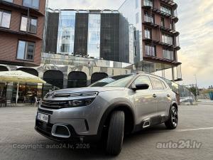 Серый Ситроен C5 Aircross 2020 в Таллин, объемом двигателя 1.20 л и пробегом 160 тыс. км за 11000 €, фото 13 на AUTOMOTO.COM.LV