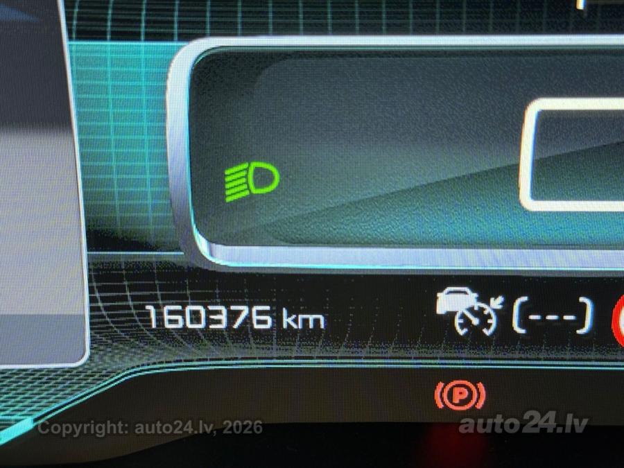 Серый Ситроен C5 Aircross 2020 в Таллин, объемом двигателя 1.20 л и пробегом 160 тыс. км за 11000 €, фото 19 на AUTOMOTO.COM.LV