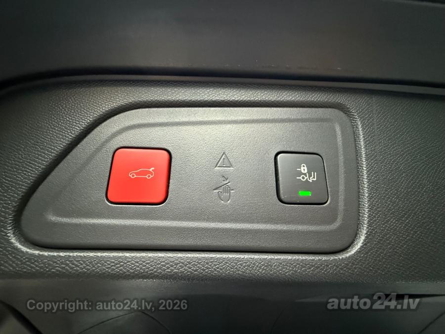 Серый Ситроен C5 Aircross 2020 в Таллин, объемом двигателя 1.20 л и пробегом 160 тыс. км за 11000 €, фото 20 на AUTOMOTO.COM.LV