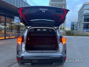 Серый Ситроен C5 Aircross 2020 в Таллин, объемом двигателя 1.20 л и пробегом 160 тыс. км за 11000 €, фото 26 на AUTOMOTO.COM.LV
