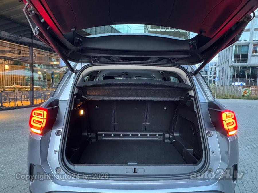 Серый Ситроен C5 Aircross 2020 в Таллин, объемом двигателя 1.20 л и пробегом 160 тыс. км за 11000 €, фото 28 на AUTOMOTO.COM.LV