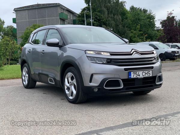 Grey Citroen C5 Aircross 2021 in Tallinn, with an engine capacity of 1.50 L and mileage of 162 thousand km for 14900 €, photo 2 on AUTOMOTO.COM.LV