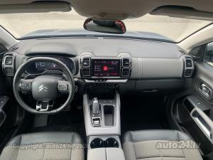 Серый Ситроен C5 Aircross 2021 в Таллин, объемом двигателя 1.50 л и пробегом 162 тыс. км за 14900 €, фото 18 на AUTOMOTO.COM.LV