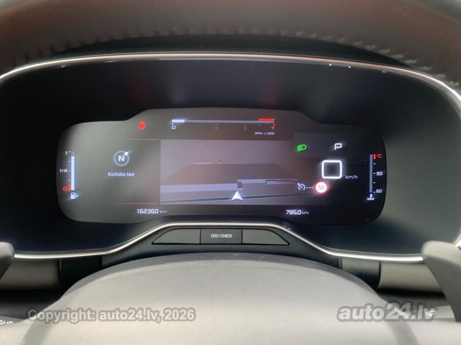 Серый Ситроен C5 Aircross 2021 в Таллин, объемом двигателя 1.50 л и пробегом 162 тыс. км за 14900 €, фото 21 на AUTOMOTO.COM.LV