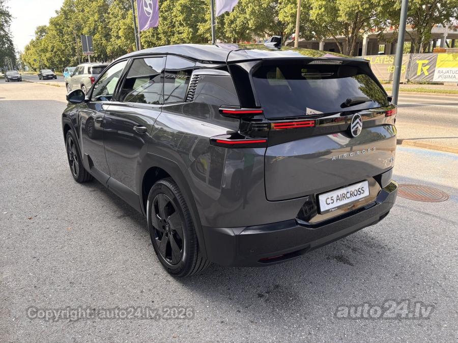 Grey Citroen C5 Aircross 2026 in Tartu, with an engine capacity of 1.20 L and mileage of 0 thousand km for 35360 €, photo 12 on AUTOMOTO.COM.LV