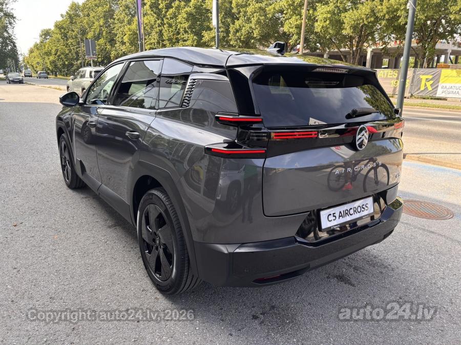 Grey Citroen C5 Aircross 2026 in Tartu, with an engine capacity of 1.20 L and mileage of 0 thousand km for 35360 €, photo 14 on AUTOMOTO.COM.LV