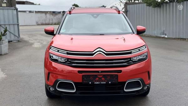 Sarkans Citroen C5 Aircross 2019 Telšiai, ar dzinēja tilpumu 1.50 L un nobraukumu 158 tūkst. km par 12900 €, foto 4 vietnē AUTOMOTO.COM.LV