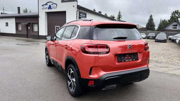 Sarkans Citroen C5 Aircross 2019 Telšiai, ar dzinēja tilpumu 1.50 L un nobraukumu 158 tūkst. km par 12900 €, foto 7 vietnē AUTOMOTO.COM.LV