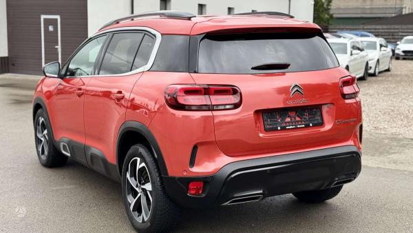 Sarkans Citroen C5 Aircross 2019 Telšiai, ar dzinēja tilpumu 1.50 L un nobraukumu 158 tūkst. km par 12900 €, foto 8 vietnē AUTOMOTO.COM.LV