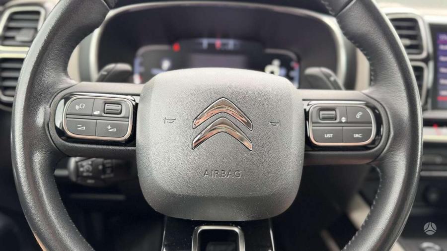 Красный Ситроен C5 Aircross 2019 в Тельшяй, объемом двигателя 1.50 л и пробегом 158 тыс. км за 12900 €, фото 29 на AUTOMOTO.COM.LV
